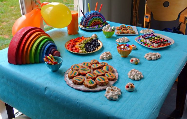 Sweet table arc en ciel pour les 2 ans de Pierre - Payette Family